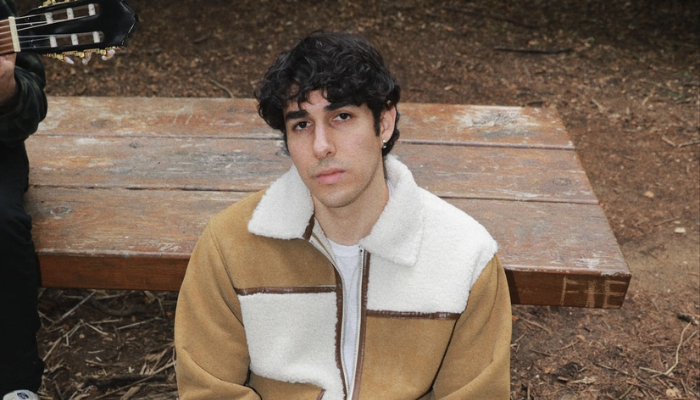 Interview: Rauly Talks Acoustic Project and Rise To Success – Music Marble